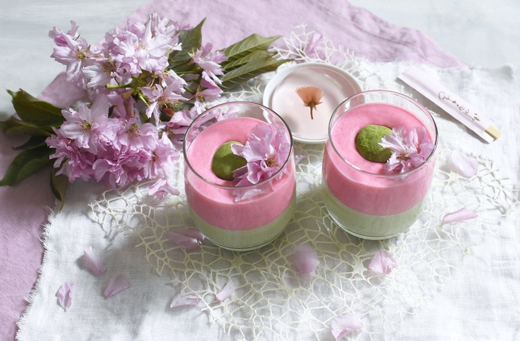 Matcha-Sakura-Dessert und die Kirschblüte in Japan - sugar&rose